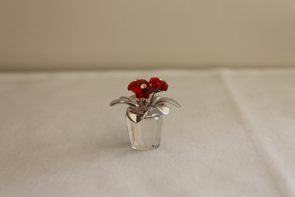 SWAROVSKI CRYSTAL MEMORIES - PRIMULA RHODIUM RED - Crystal By Chris